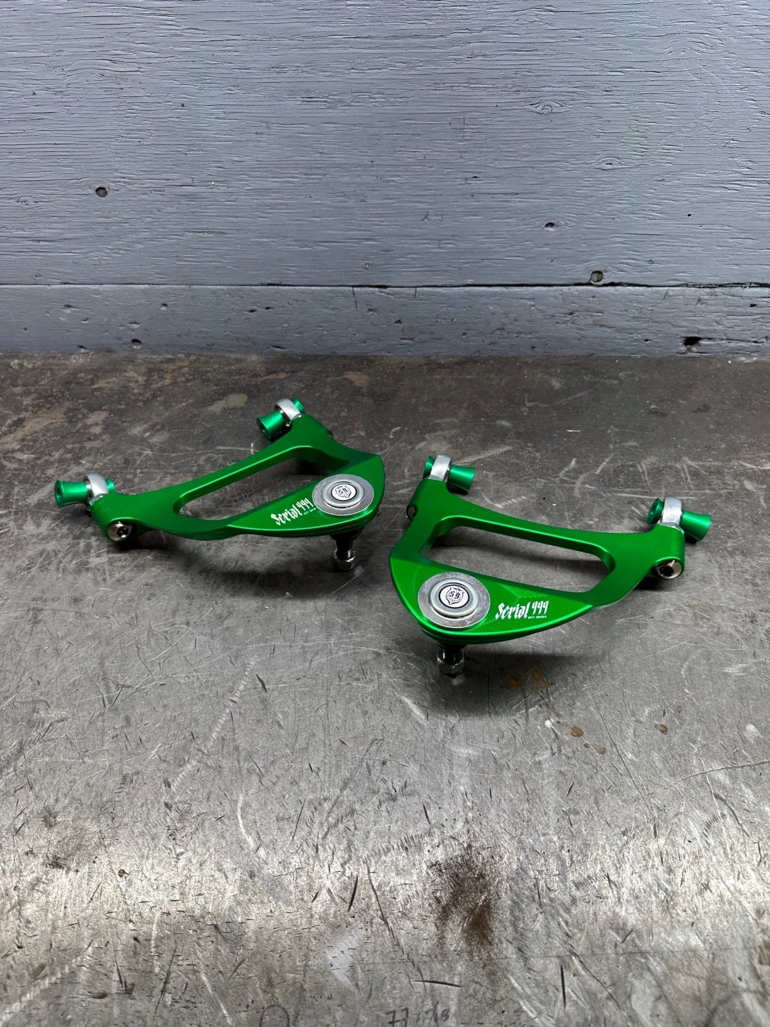 X8 SERIAL999 Rear UCA for Cressida/Chaser/Mark II/Cresta – SERIALNINE